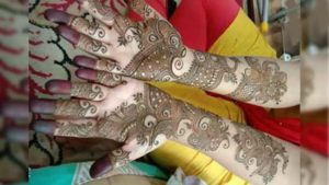 Southpaw Splendor Stunning Left Hand Mehndi Designs to Adore ...