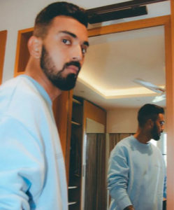 100+ Kl Rahul New Hairstyles Photos | Haircut 2025 - TailoringinHindi