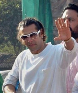 100+ Salman Khan Hairstyle Photos (2026) Hair - TailoringinHindi