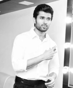 100+ Vijay Devarakonda Hairstyles 2026 (Photos) - TailoringinHindi
