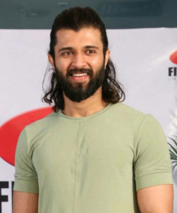 100+ Vijay Devarakonda Hairstyles 2026 (Photos) - TailoringinHindi