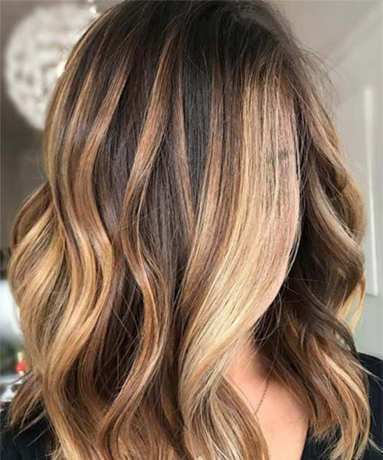 50+ Shoulder Length Haircuts for Women (2025) - TailoringinHindi