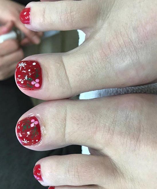 Holiday-Themed Christmas Toe Nail Art - TailoringinHindi